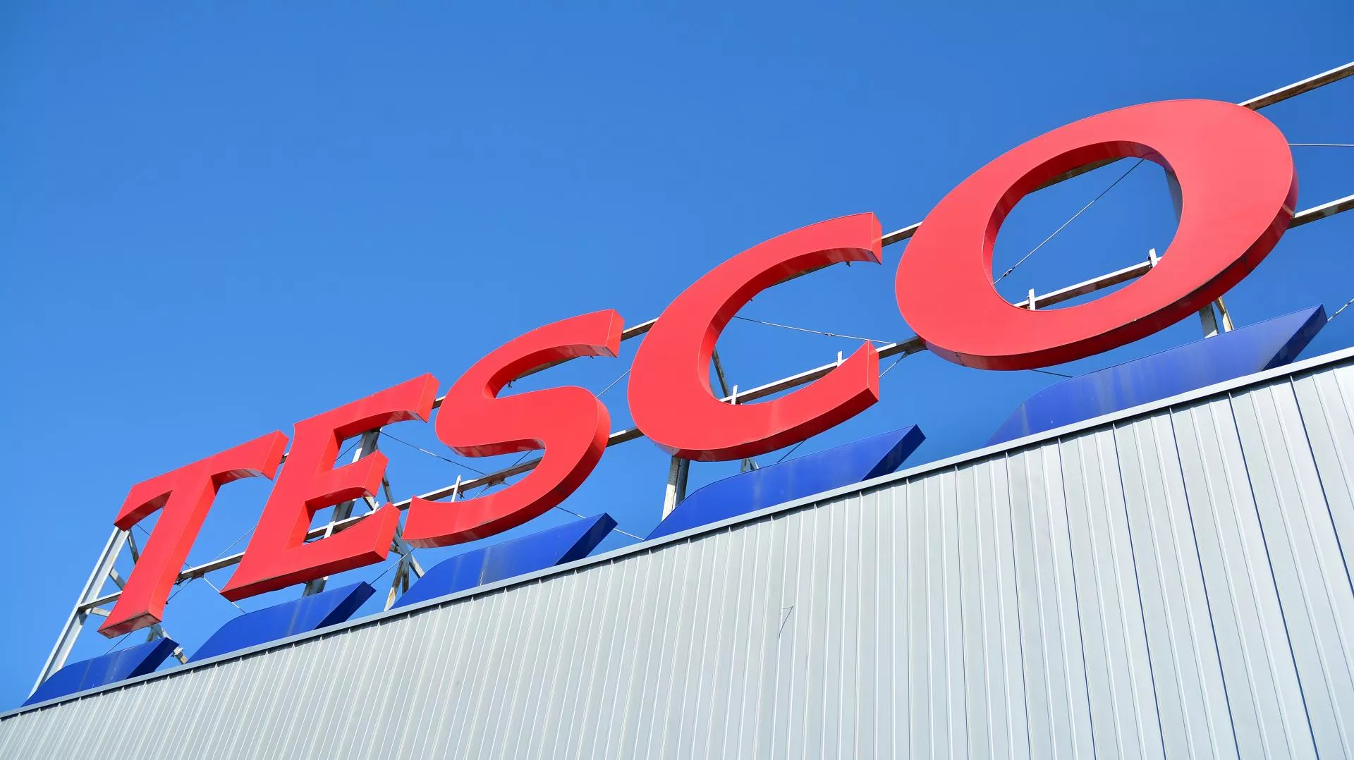 Prezes UOKiK z zastrzeżeniami do transakcji pomiędzy Tesco Polska a ...