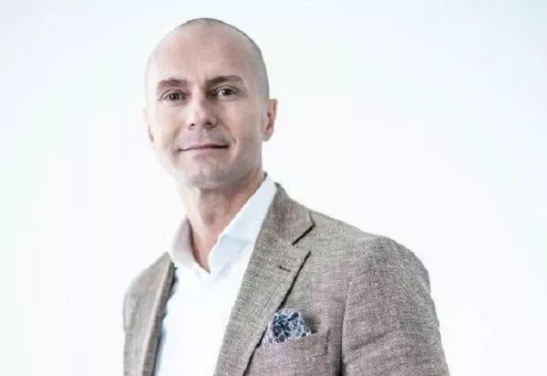 Dariusz Sinkiewicz, dyrektor zarządzający Lagardere Travel Retail ... Dariusz Sinkiewicz, dyrektor zarządzający Lagardere Travel Retail ...