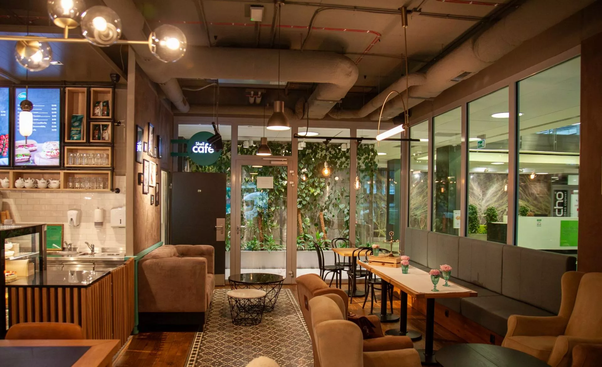Shell otwiera w Polsce pierwszą w Europie kawiarnię Shell Cafe poza ...