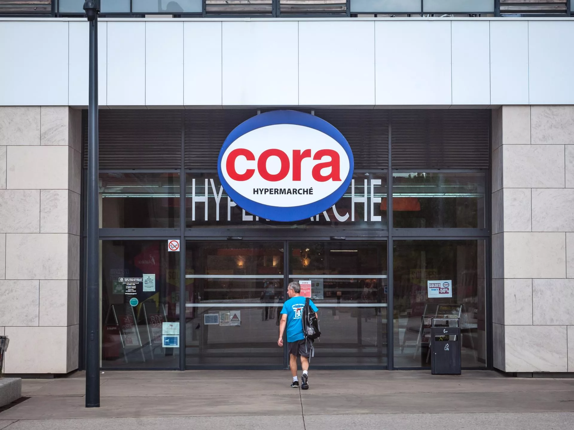 Carrefour ogłosił finalizację przejęcia biznesu Louis Delhaize Group w ...