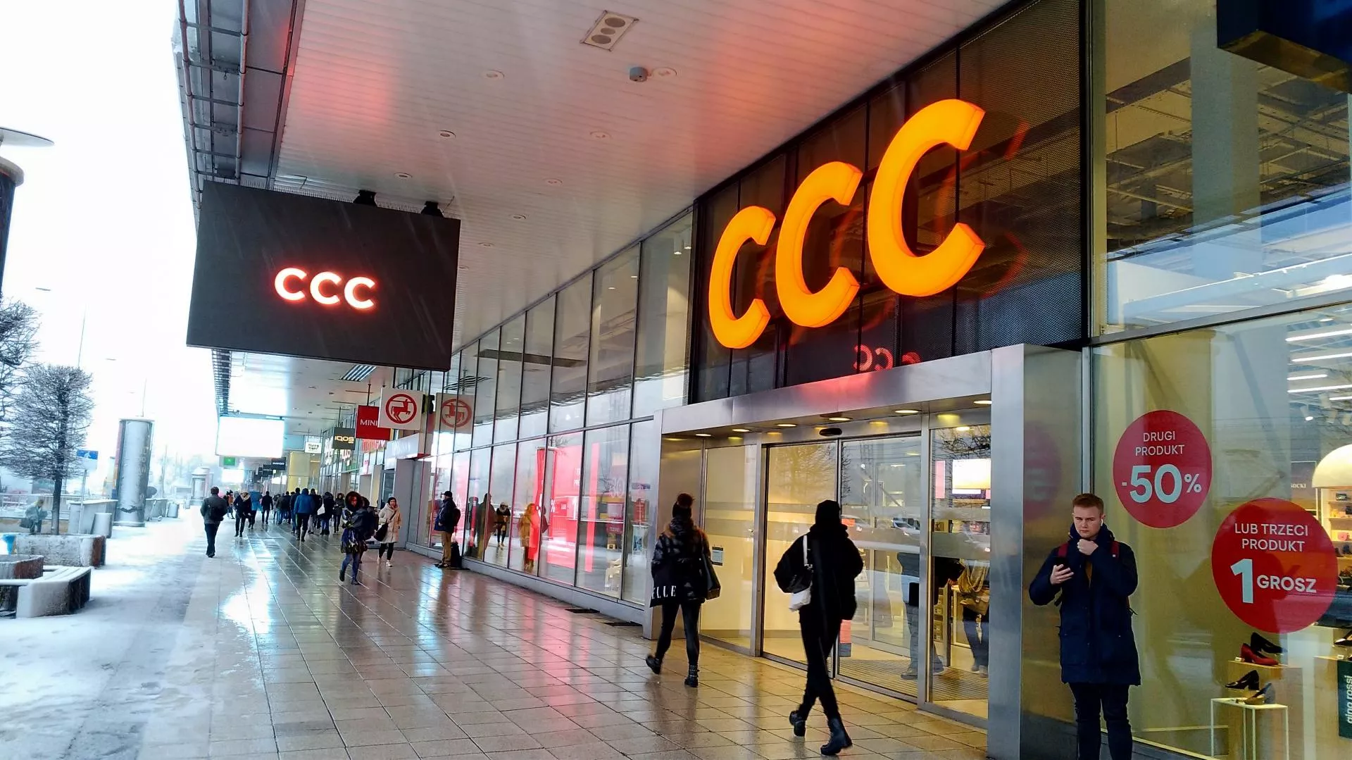 CCC z niewielkim wzrostem obrotów po trzech kwartałach. Firma zmniejsza ...