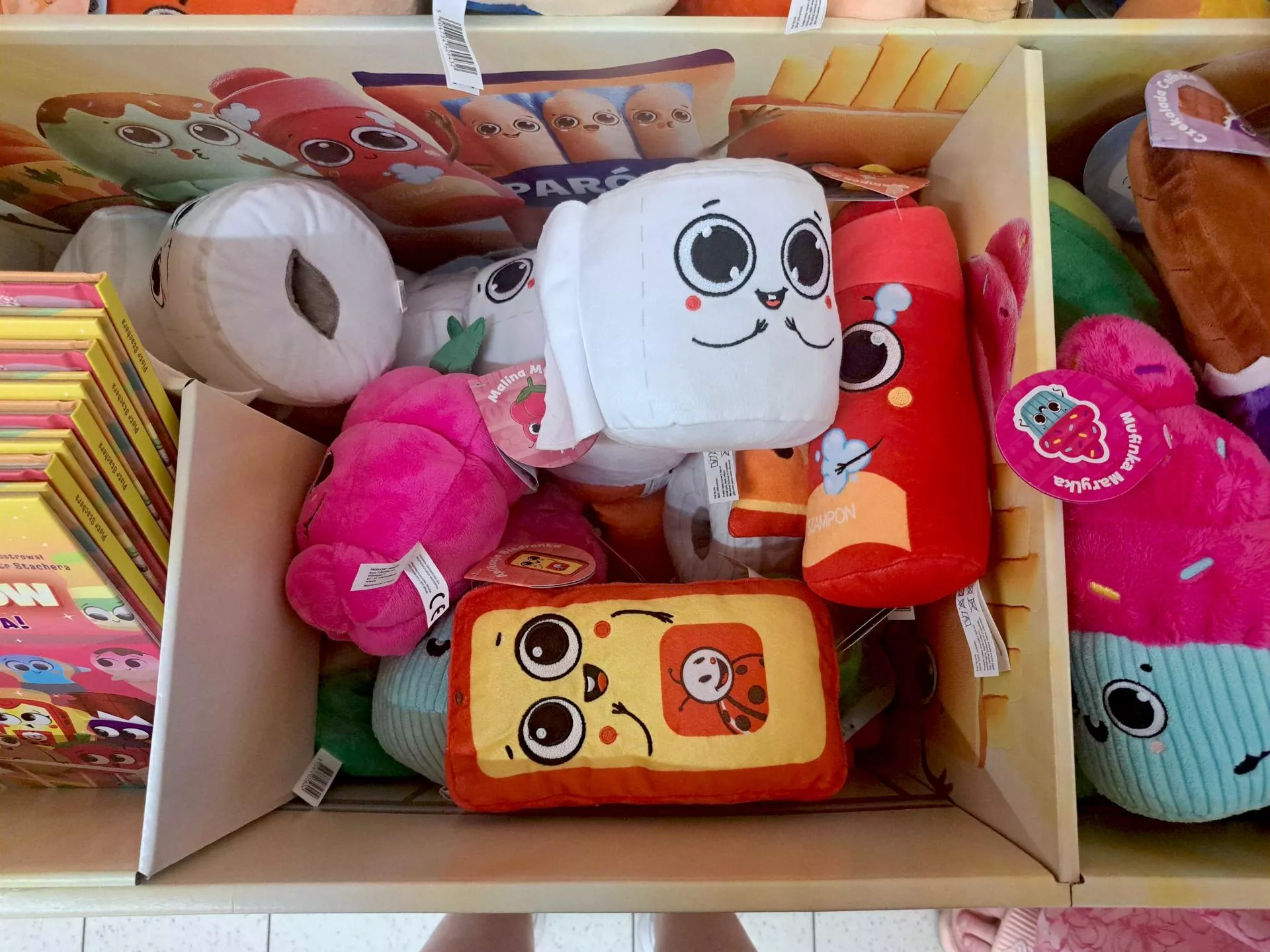 Gang Produkciaków niedawno wystartował, a do klientów Biedronki trafiło ...