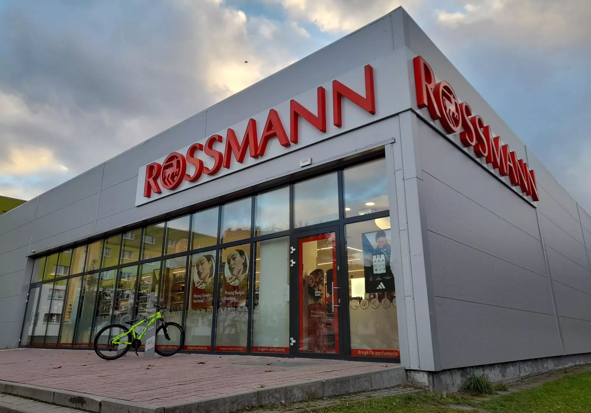 Rossmann idzie na rekord. Sklep numer 1900 coraz bliżej! Tylko w ...