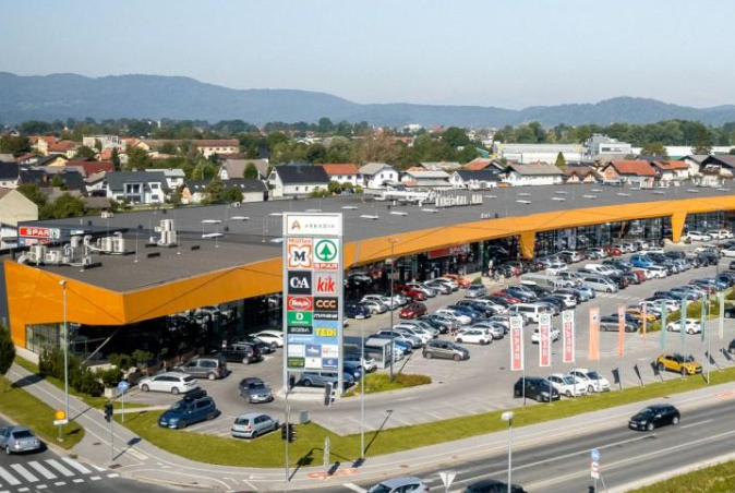 Centrum handlowe Arkadia w sprzedane. Kto je kupił?